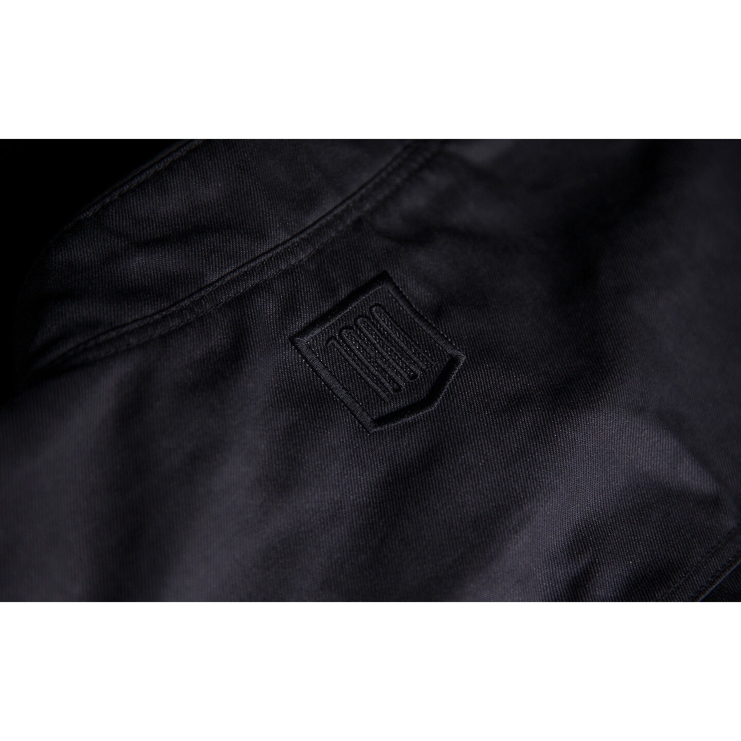 Geaca moto Icon 1000 Brigand cu protectii pentru spate, umeri si coate ...