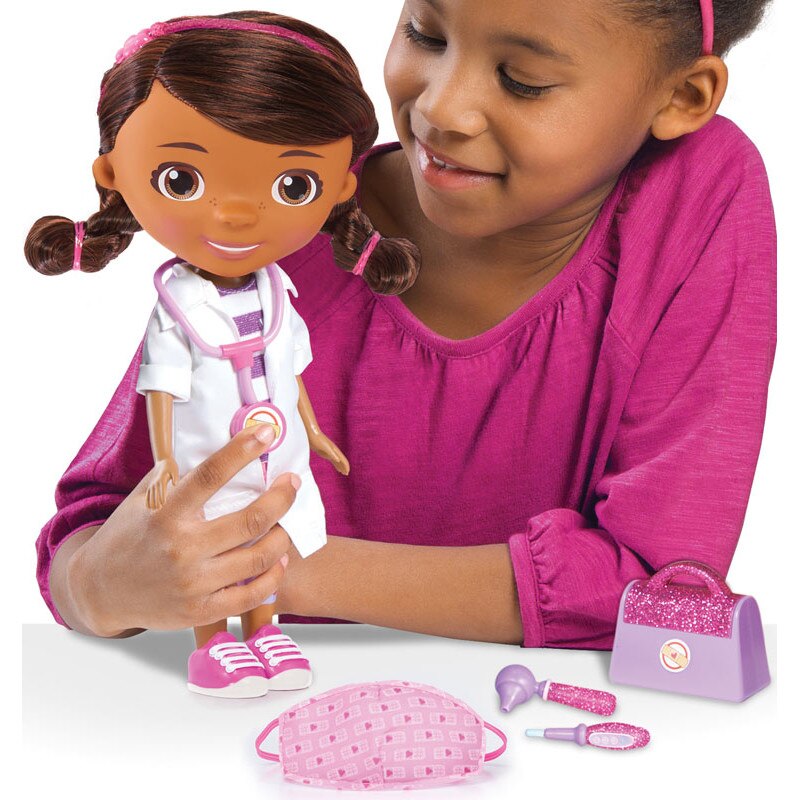 Papusa interactiva Doctorita Plusica - eMAG.ro