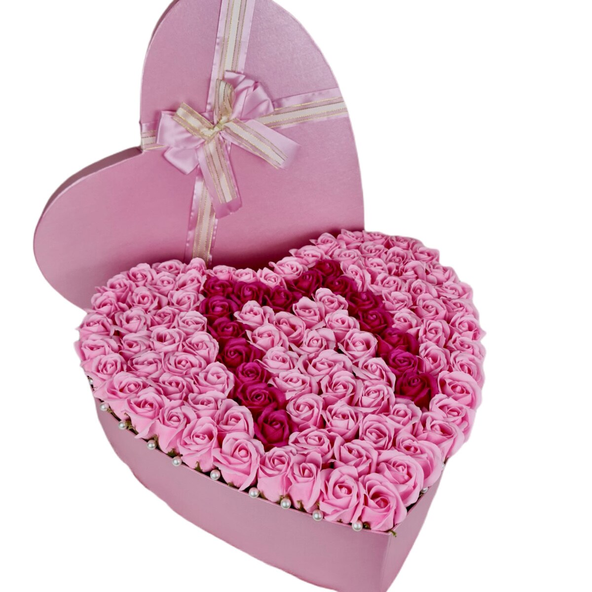 Aranjament floral in cutie inima roz by Hayati,73 fire - eMAG.ro