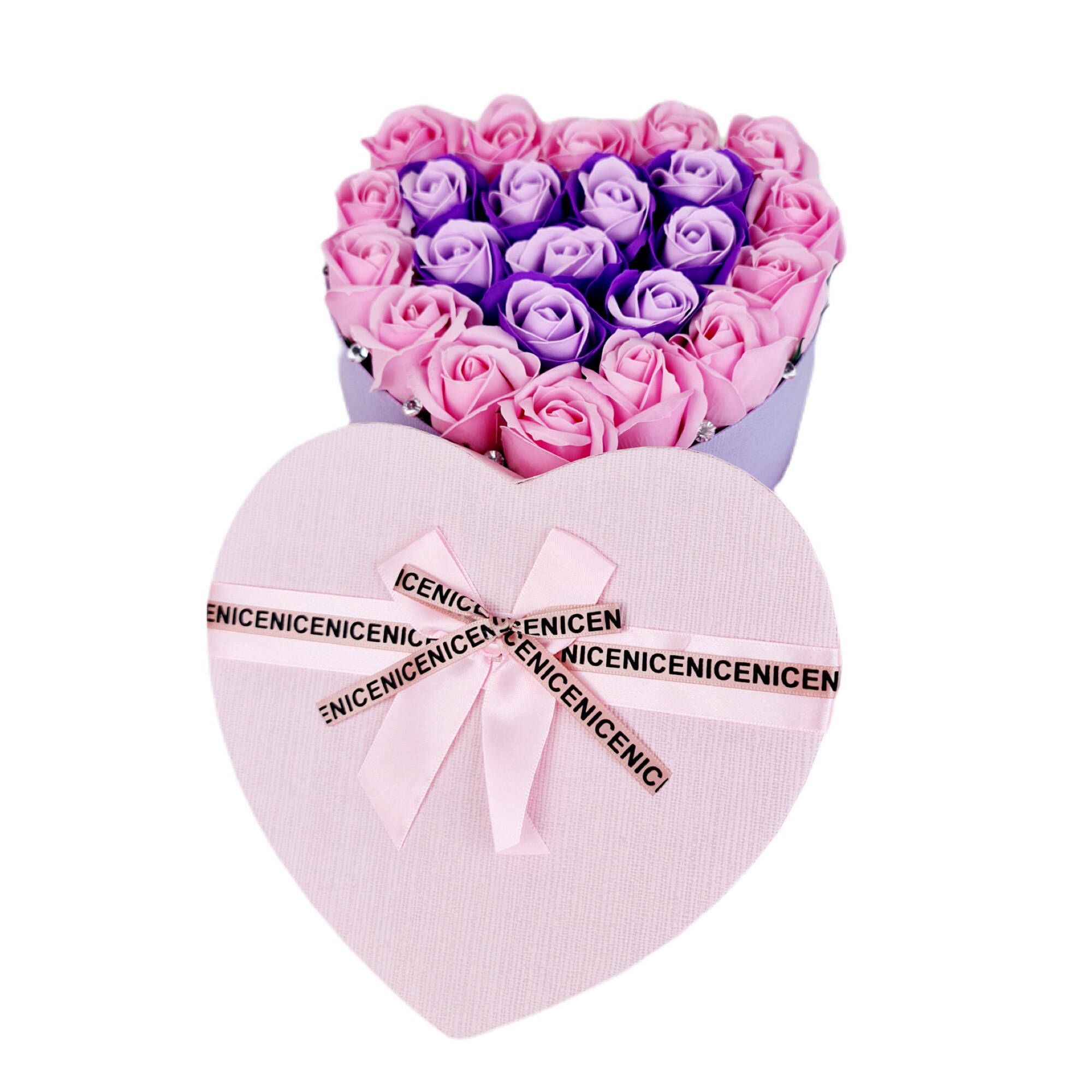 Aranjament floral inima cu trandafiri mov by Hayati,13 fire - eMAG.ro