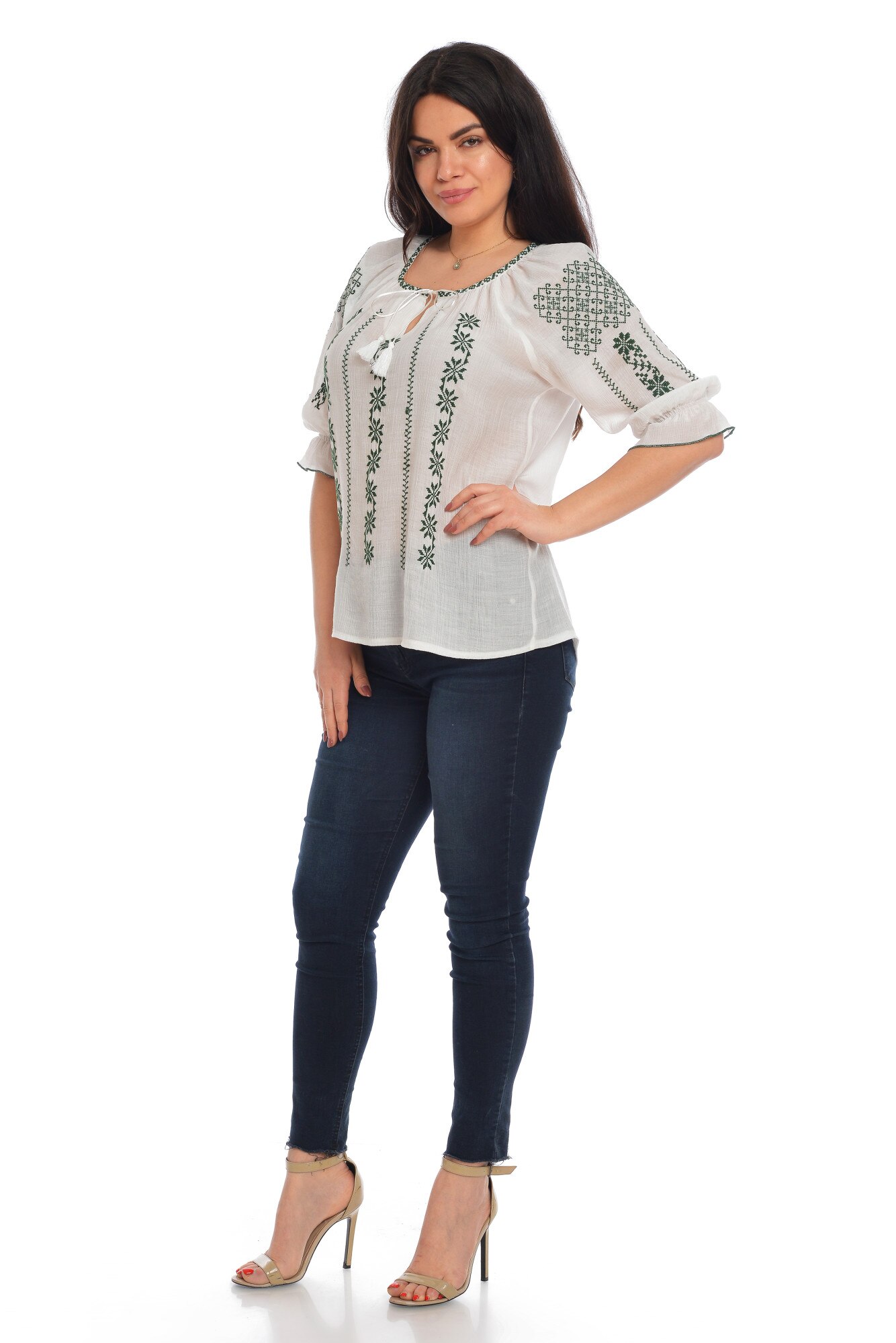 Ie moderna romaneasca, alba, broderie verde, Dress To Impress, marimea ...