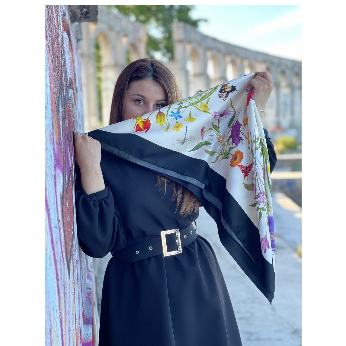 Batic din matase Paloma, Negru/Crem 90 cm x 90 cm - eMAG.ro