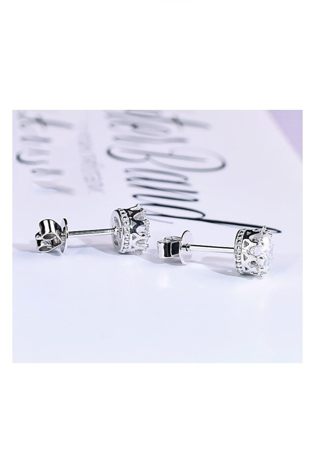 Cercei din argint 925 Queen cu piatra de zirconiu de 8 mm si cheita din ...