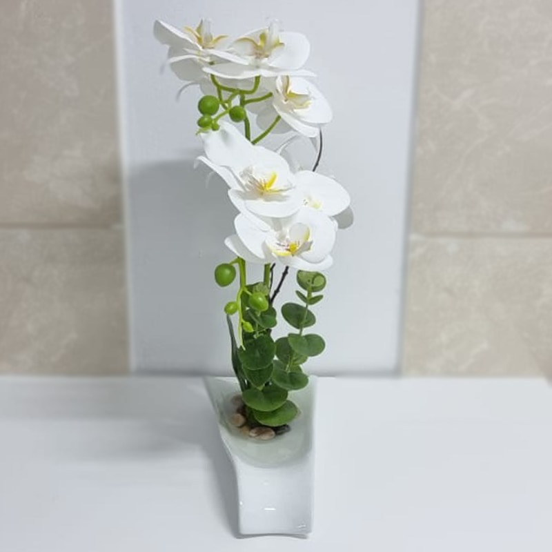 Orhidee artificiala cu aspect natural in ghiveci ceramic tip barcuta ...