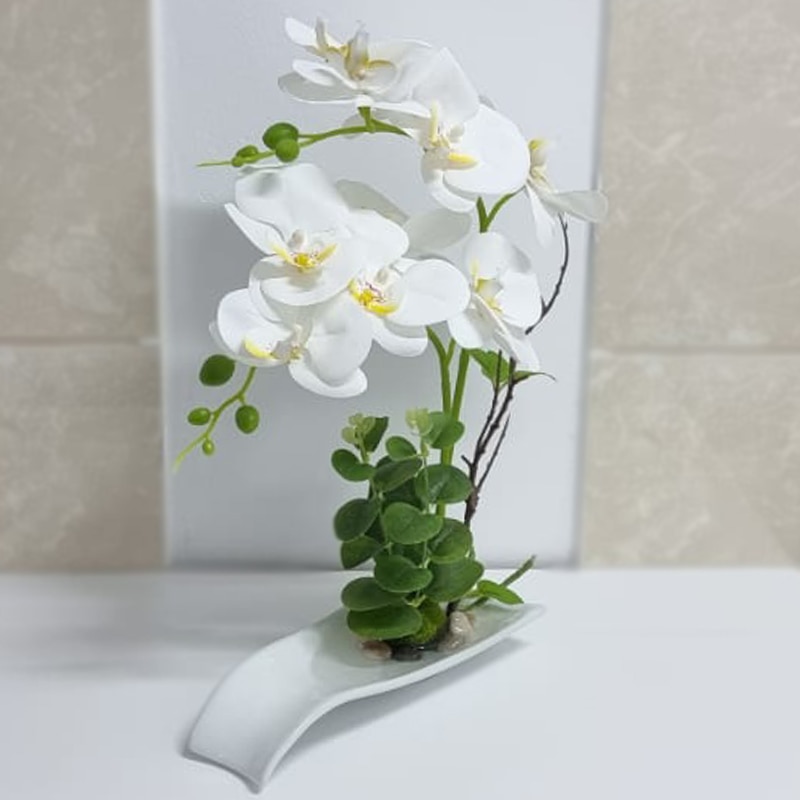 Orhidee artificiala cu aspect natural in ghiveci ceramic tip barcuta ...