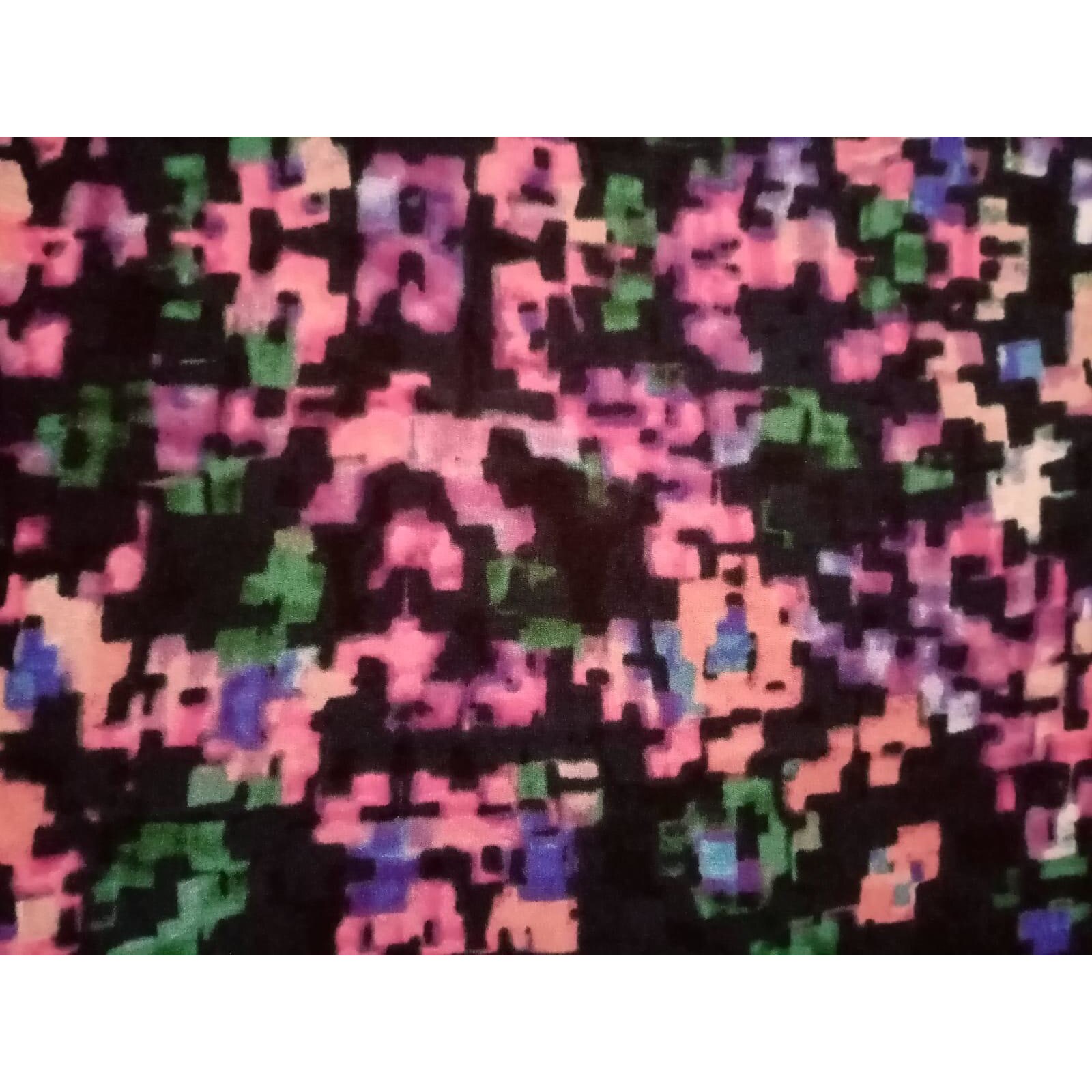 Material textil, voal neelastic, negru imprimeu colorat, 150cm x 100 cm ...