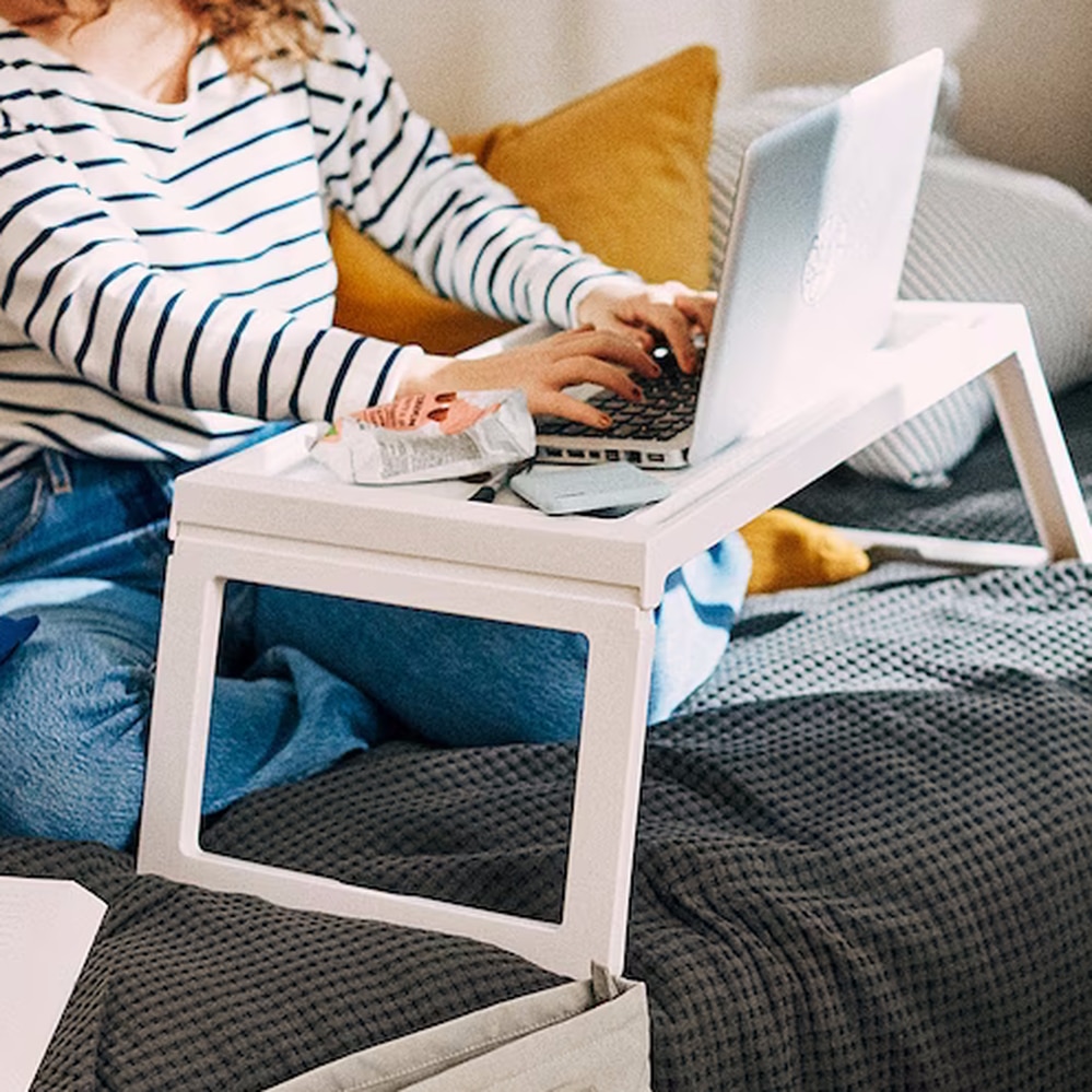 Tava tip masuta cu picioare pliante pentru laptop sau servire mic-dejun ...