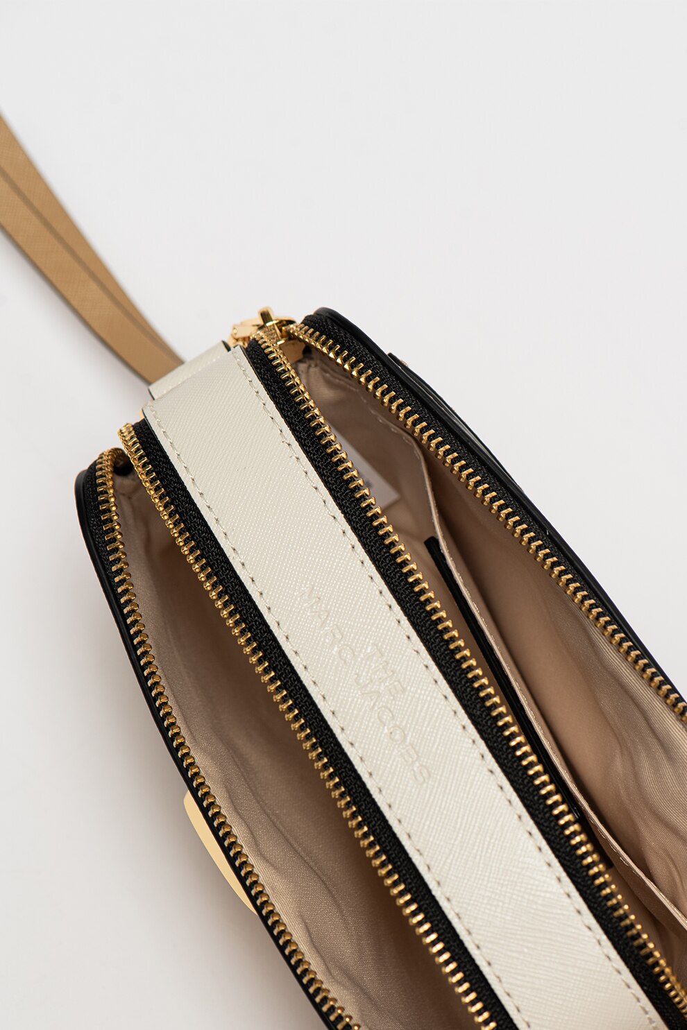 Marc Jacobs, Geanta crossbody de piele Snapshot, Alb, Roz garoafa, Bej ...