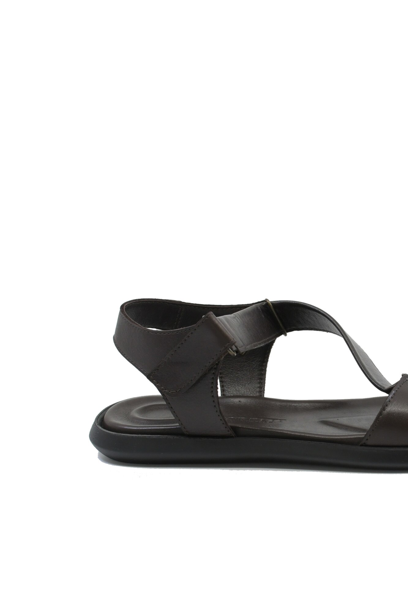 Sandale maro barbati din piele naturala, cu design italian - 40 EU ...