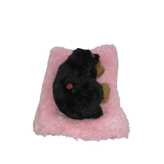 Catel interactiv, Rottweiler somnoros care doarme pe un patut roz, +3 ...