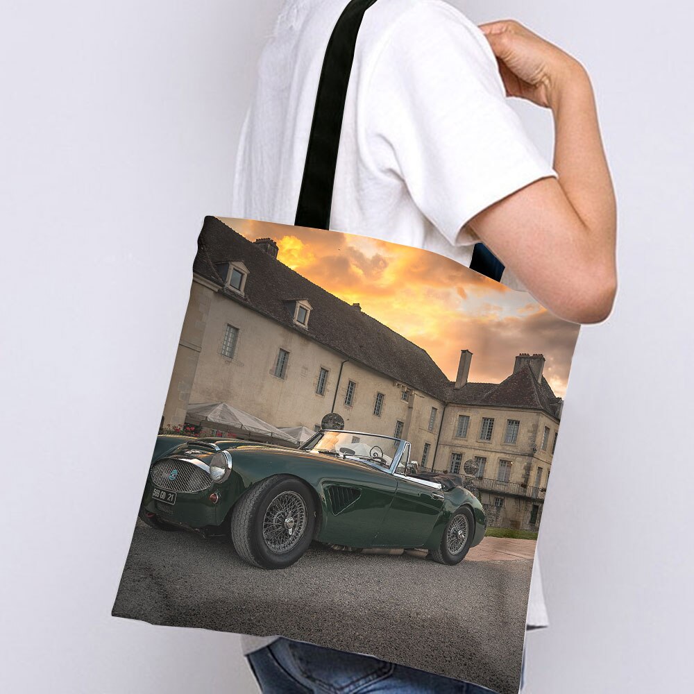 Geanta Tote Bag Art Star, Masini de epoca in fata unei cladiri antice ...