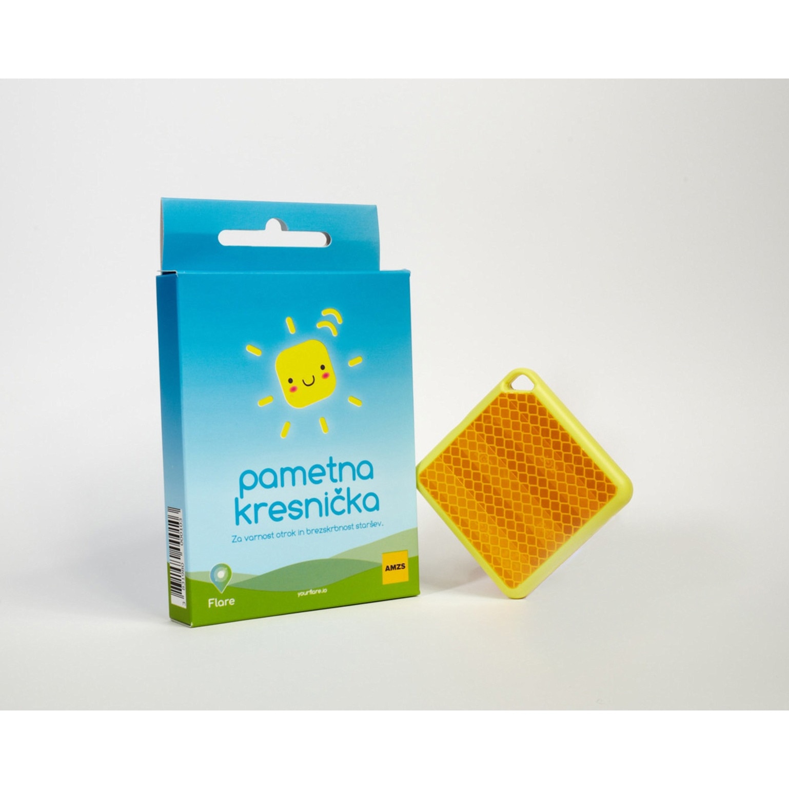 Dizpozitiv de urmarire si localizare GPS pentru copii - YourFlare - eMAG.ro