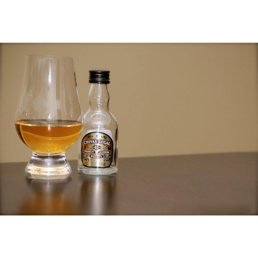 Chivas Regal Whisky, alkohol 40%, 0,05 L, 12 éves - eMAG.hu