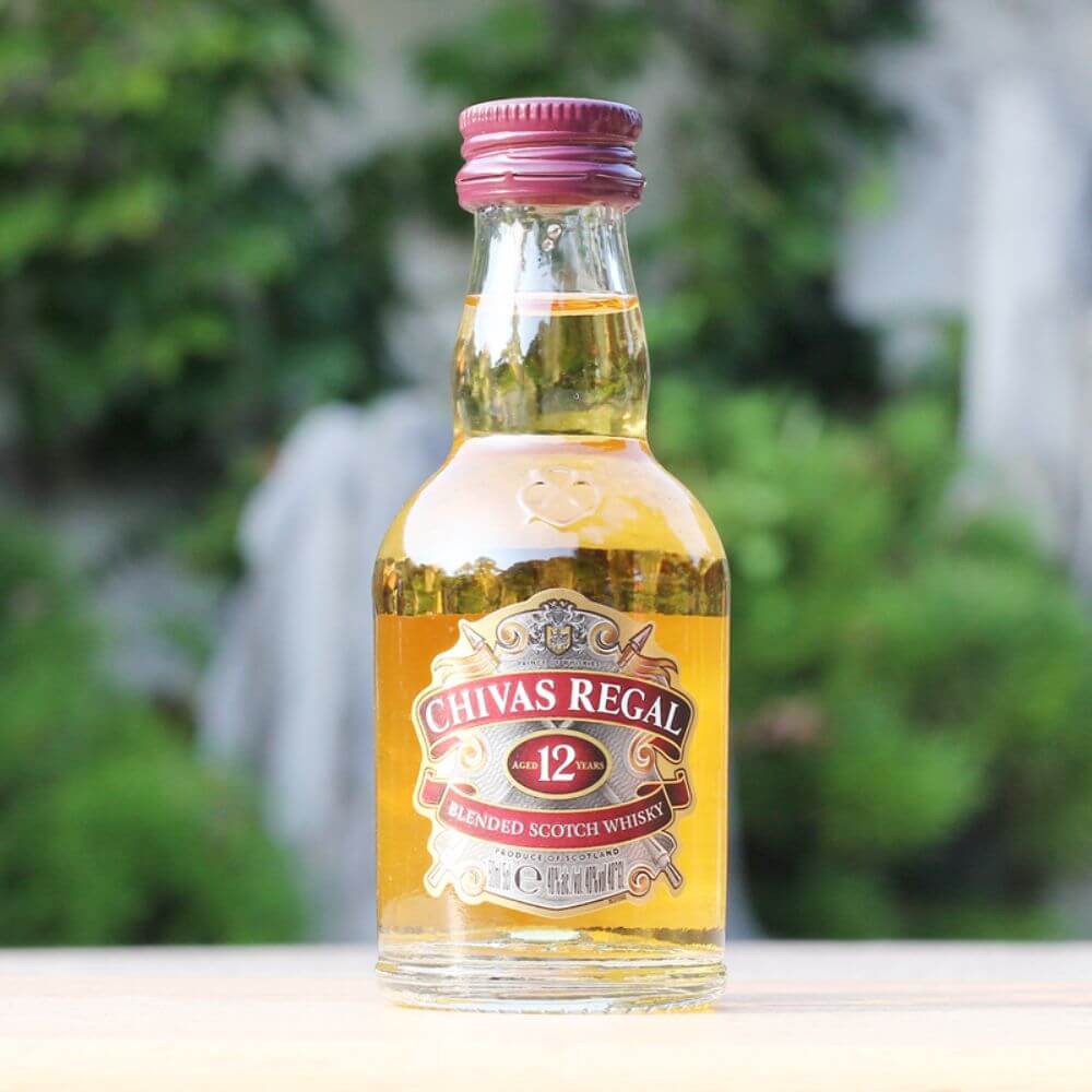 Chivas Regal Whisky, alkohol 40%, 0,05 L, 12 éves - eMAG.hu