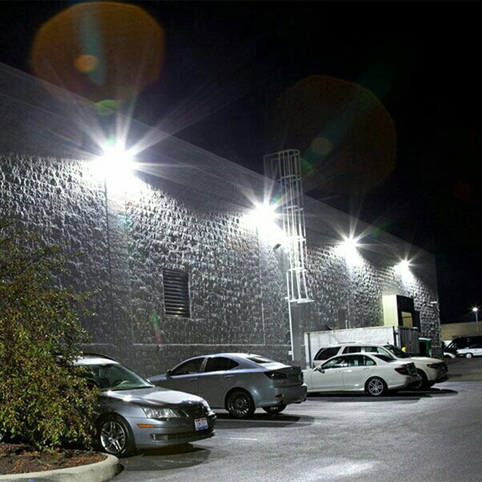 Led проектор 100W (750W), 9000LM, 6500K, IP65 - eMAG.bg