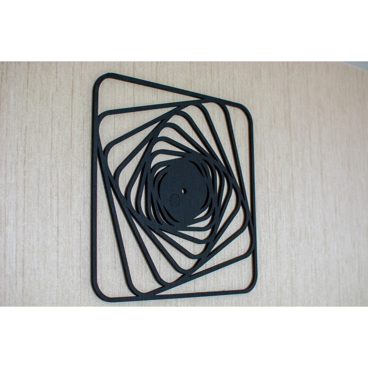 Персонализиращ декоративен дървен часовник Infinity 40 см x 40 см - eMAG.bg