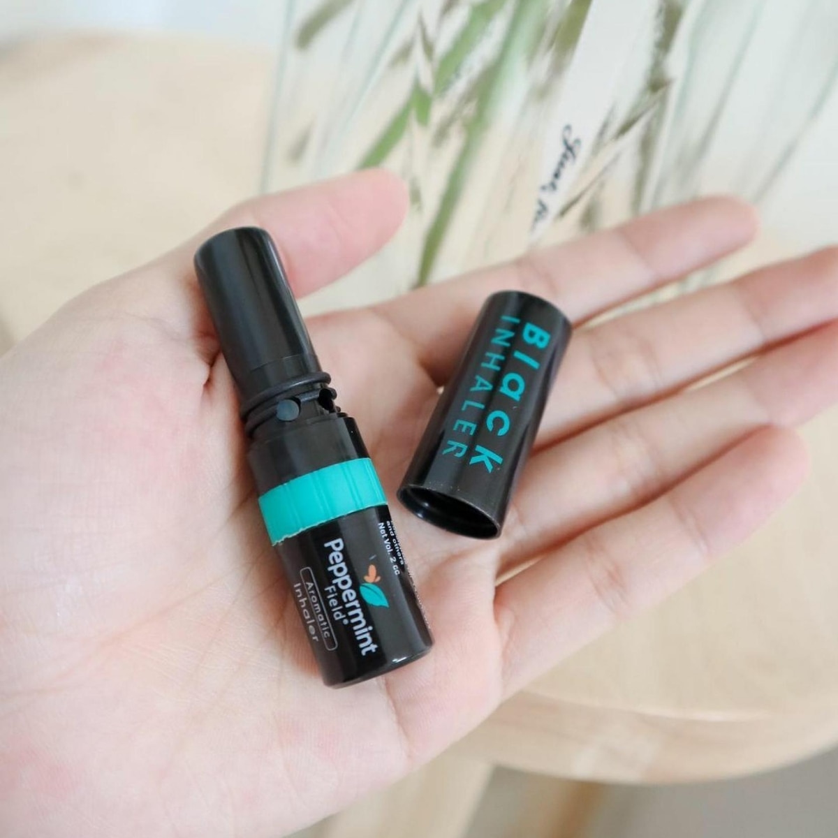 Creion nazal 2 in 1, aroma inhalator Peppermint Field Black Inhaler 2ml ...