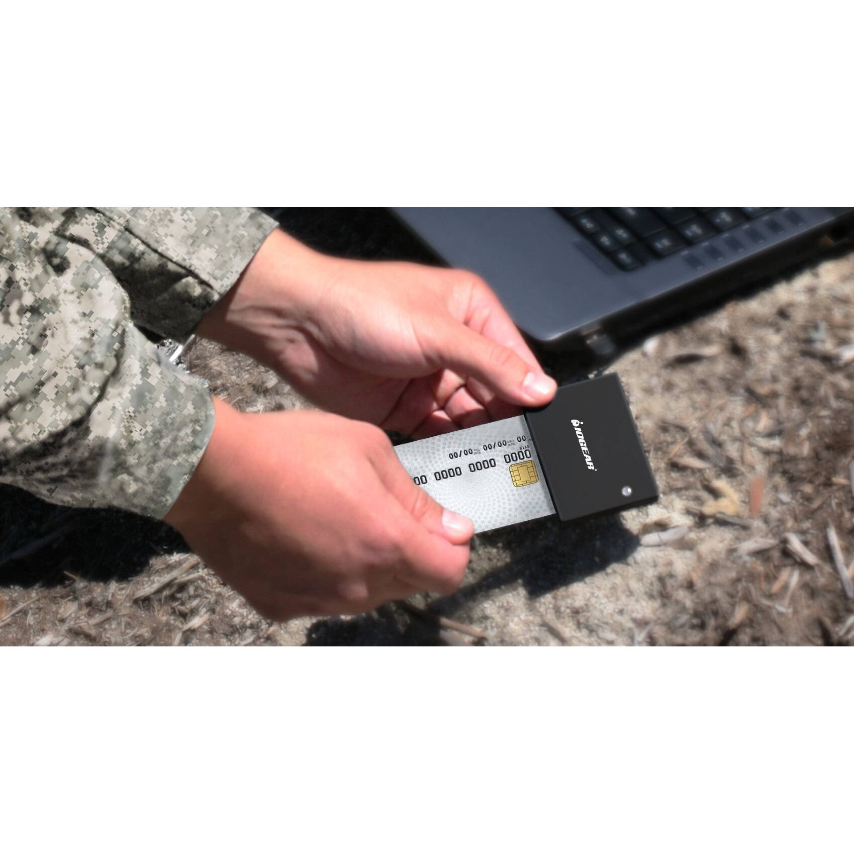 Cititor portabil de carduri inteligente IOGEAR GSR203, Negru - eMAG.ro