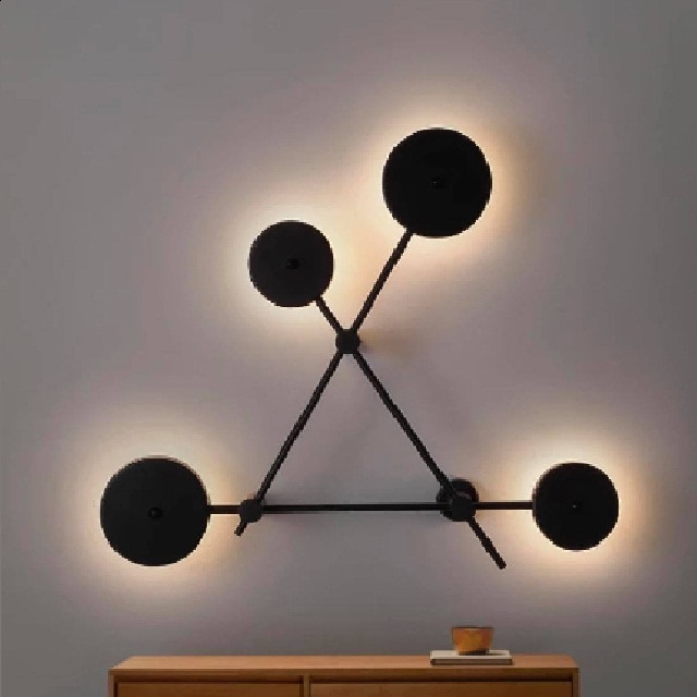 Aplica moderna, de culoare negru, cu 4 becuri, model Maxi - eMAG.ro