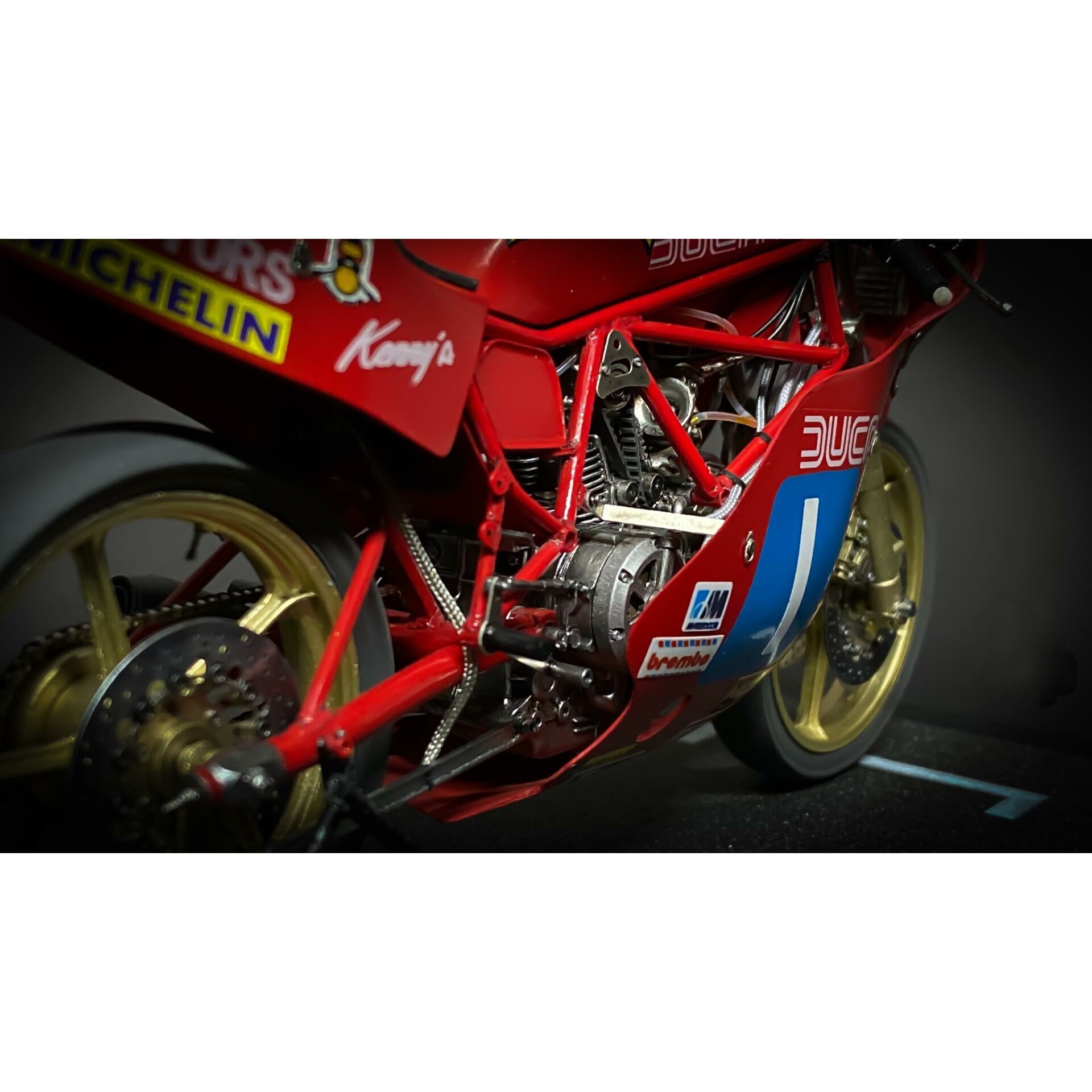 Motocicleta Ducati 600 TT2, BM-VR07, Campion mondial 1982 Tony Rutter ...