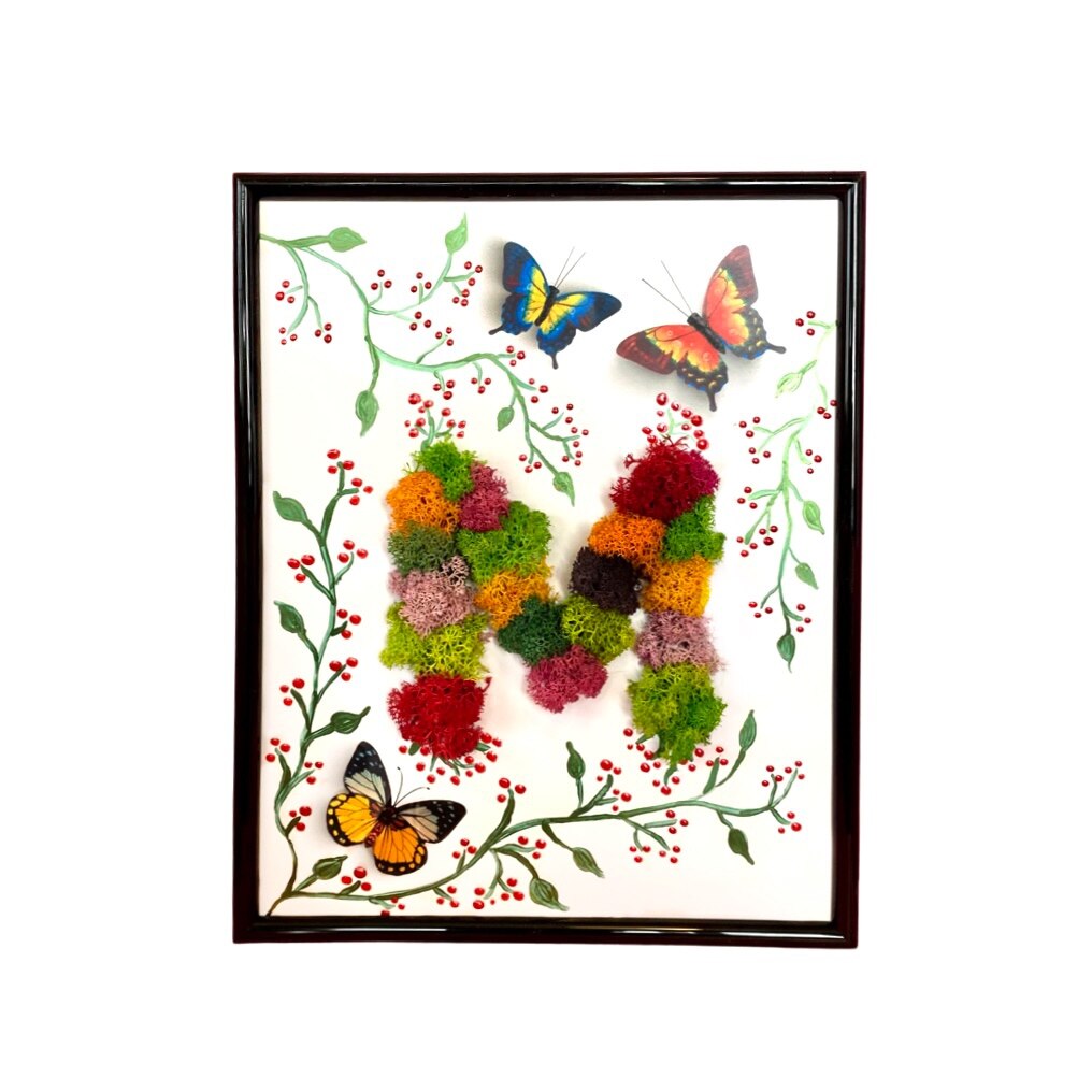 Tablou cu licheni stabilizati, dimensiune 20x25, model cu initiala M ...