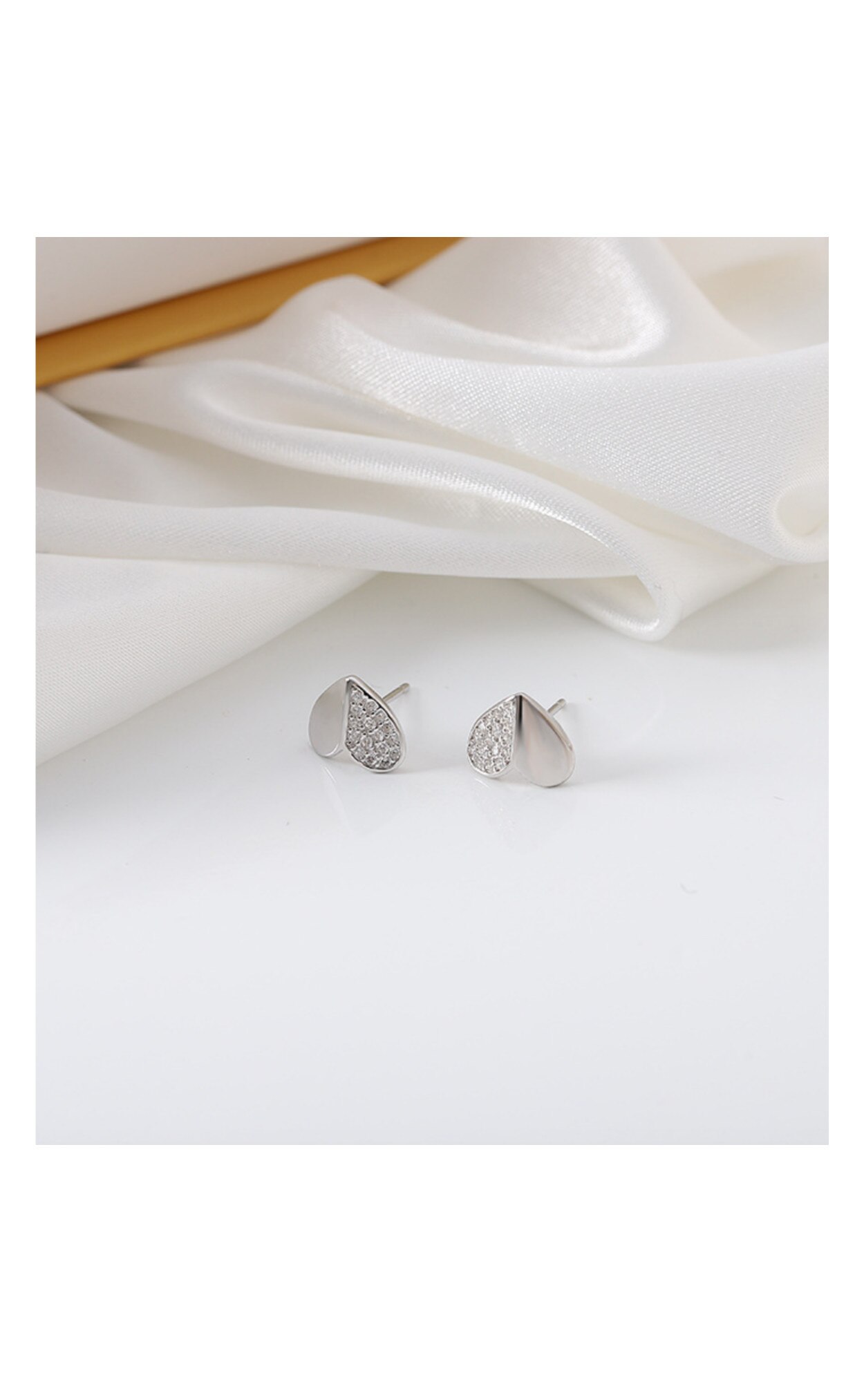 Cercei din argint 925 Zirconia Heart in forma de inima cu cheita din ...