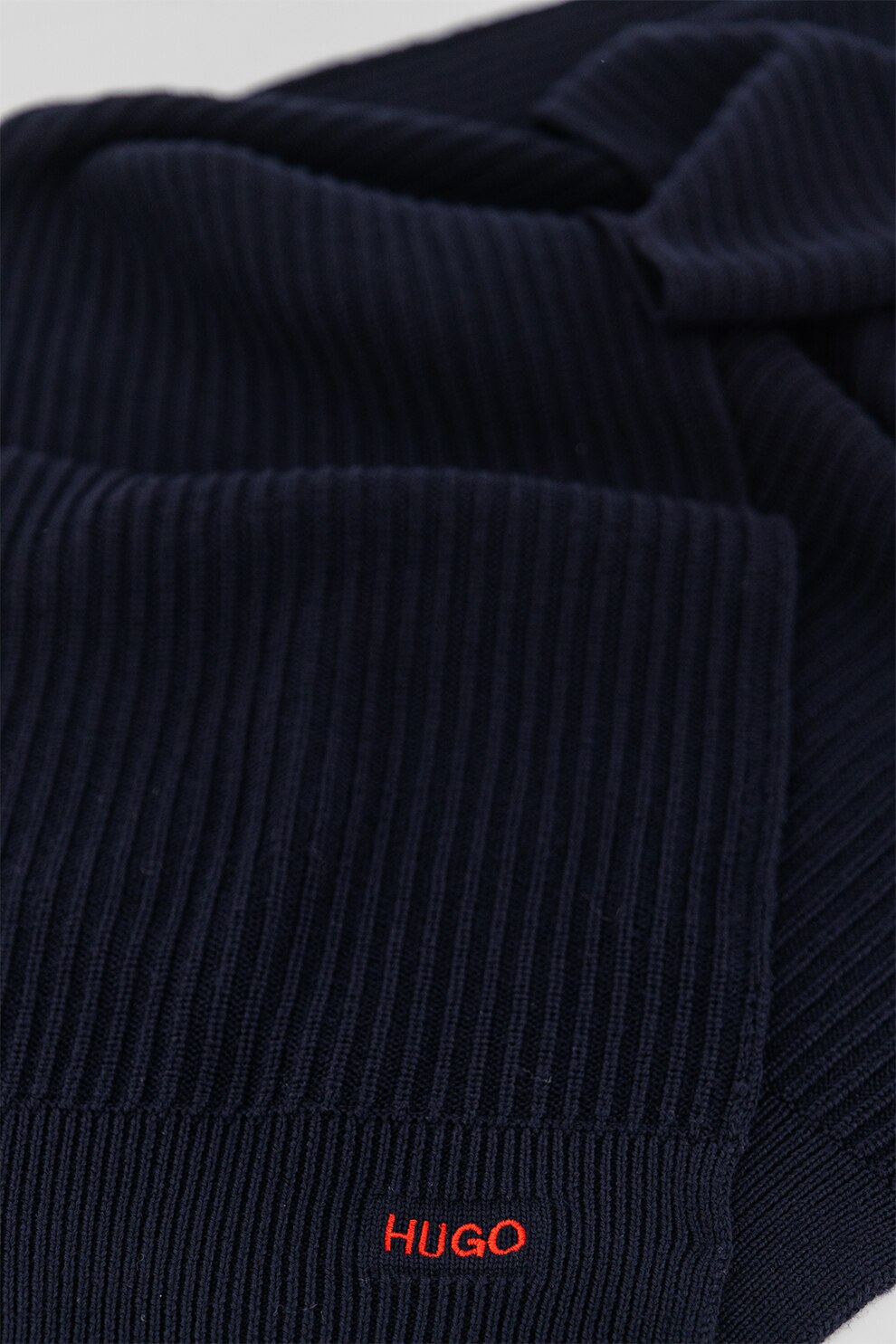 HUGO, Fular circular de lana cu aspect striat, Negru - eMAG.ro