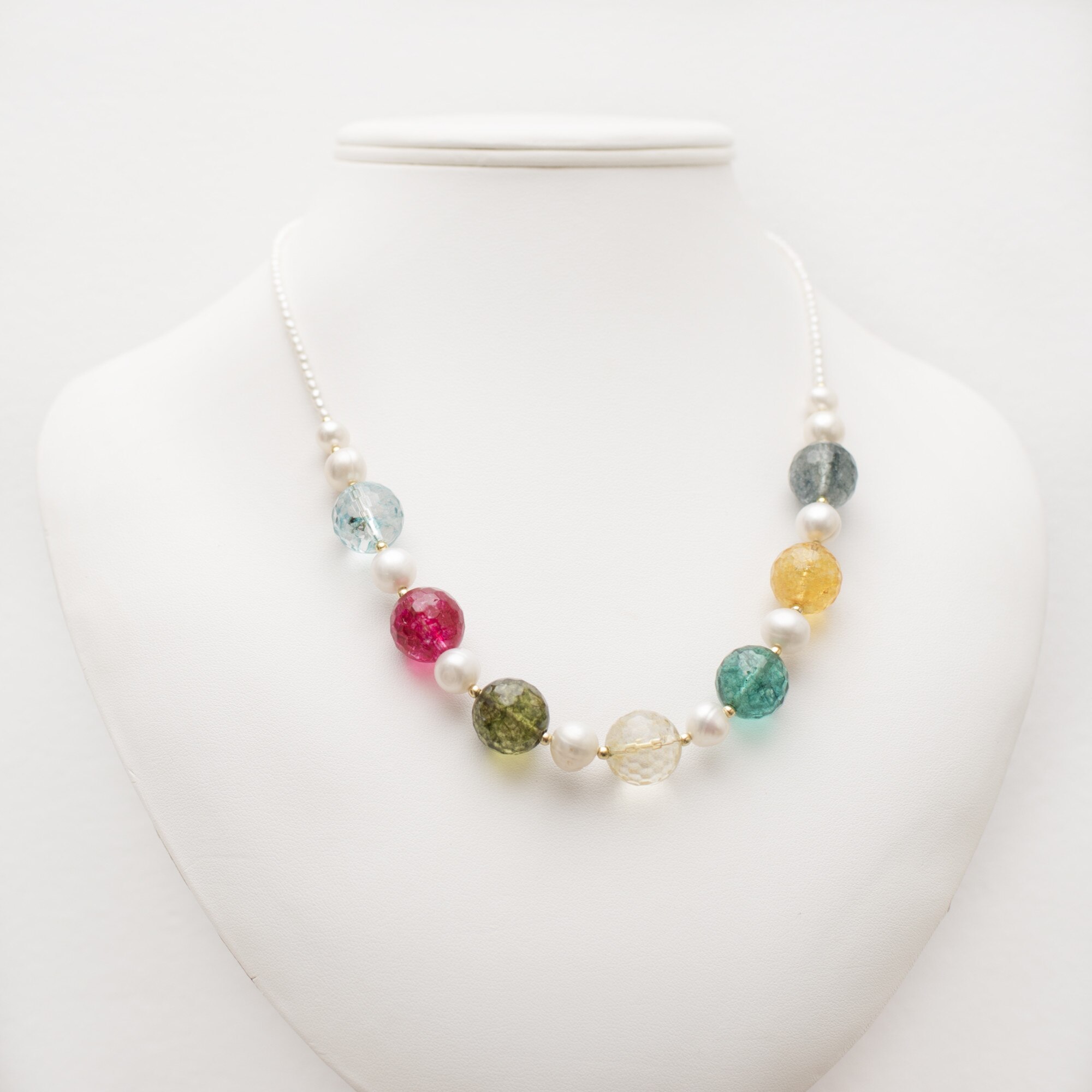 Colier perle apa dulce 2-9 mm, cristal de munte colorat fatetat 14 mm ...