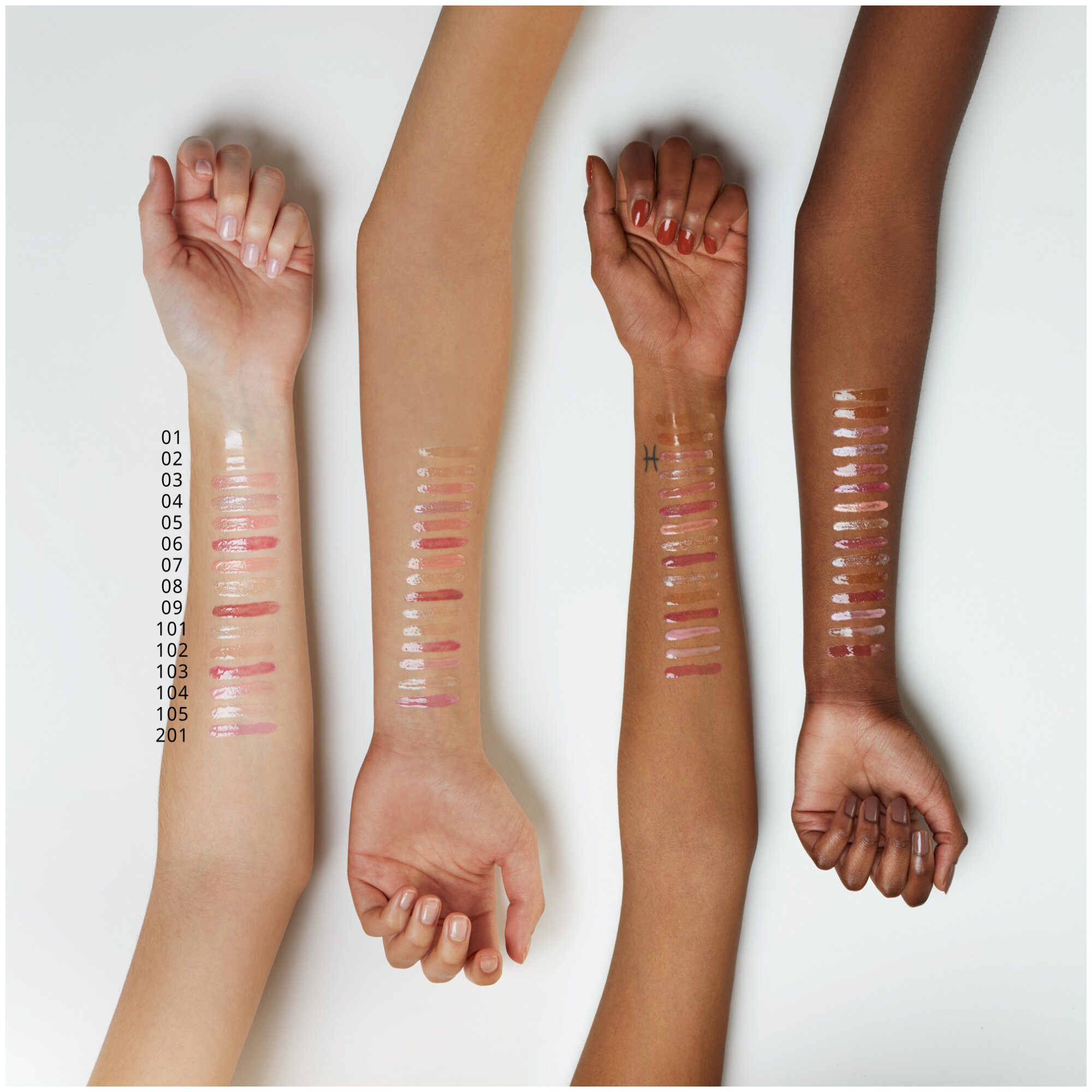 Luciu de buze Essence extreme shine volume lipgloss 01, 5 ml - eMAG.ro