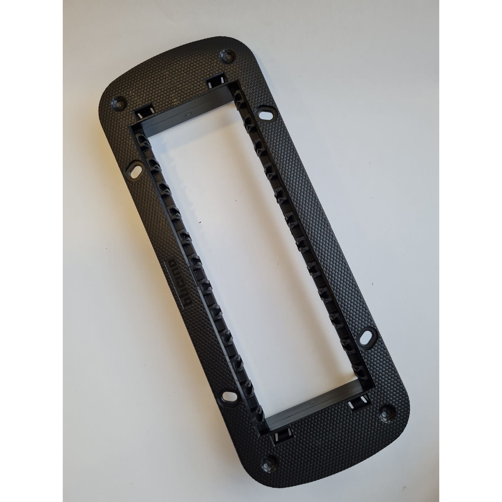 Поддържаща / Монтажна рамка, 6M, Bticino, Living NOW, Черно бял пясък ...