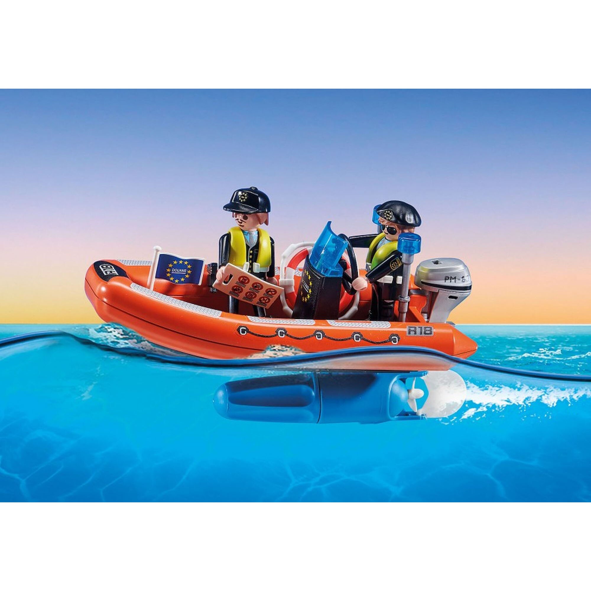 Playmobil City Action - Nava de marfa cu barca - eMAG.ro