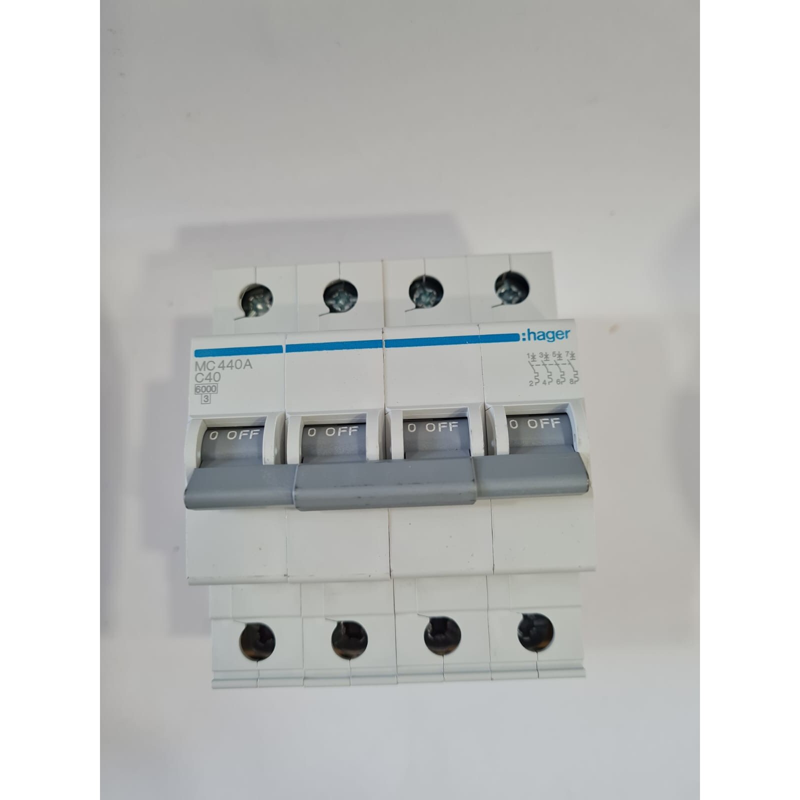 Automata biztosíték, Hager, 40A, 4P, 6KA, Curve C, MC440A - eMAG.hu