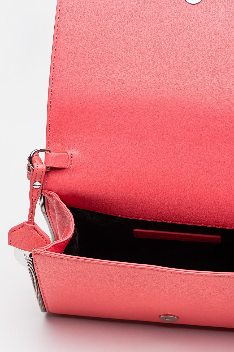 Diesel, Geanta de piele cu bareta si accesoriu logo Ybys, Corai - eMAG.ro