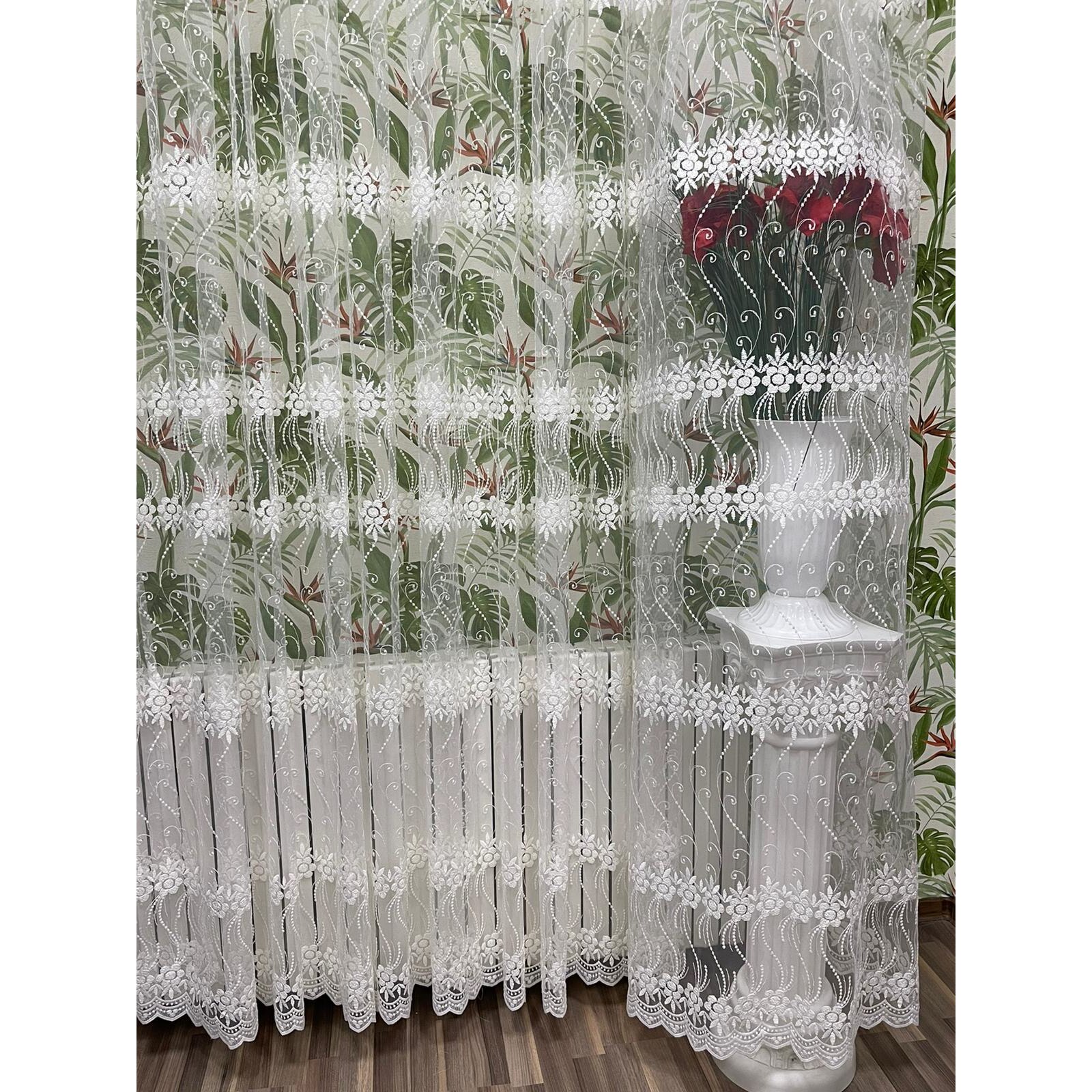 Perdea alba brodata cu alb din colectia "Redonda" 200x245cm cu rejansa ...