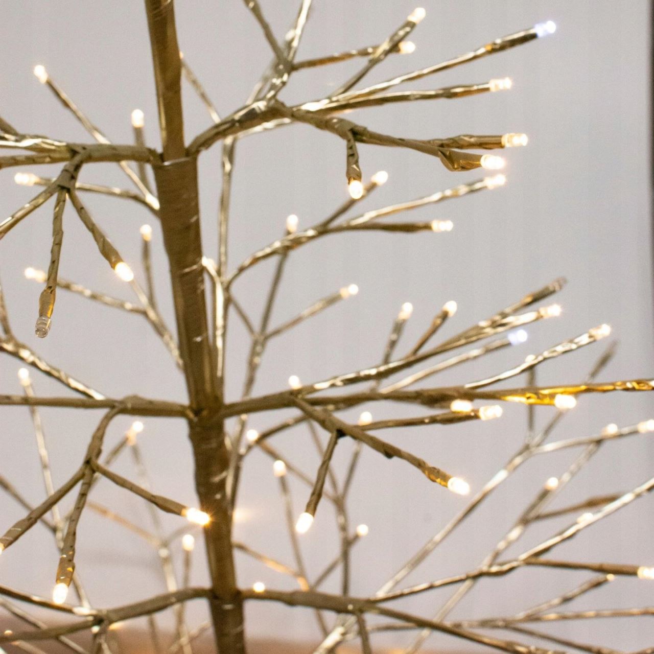 Pom decorativ cu lumini, auriu, 180 LED, IP20, 150 cm - eMAG.ro