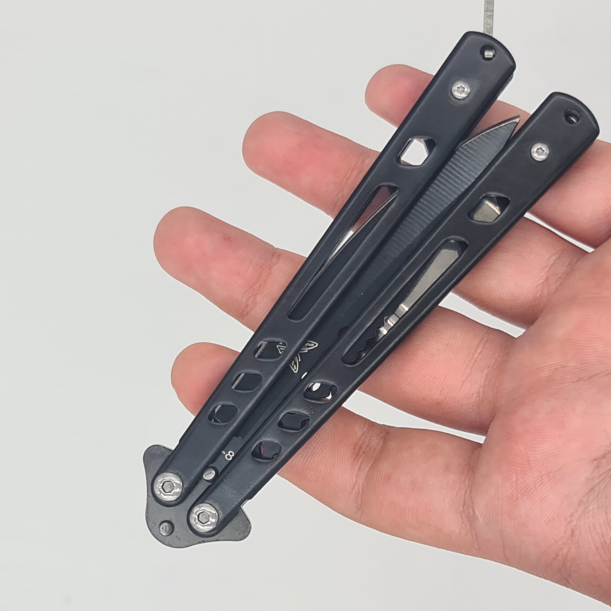 Cutit fluture Butterfly, Balisong 21 cm, negru, model dinamic, Dalimag ...
