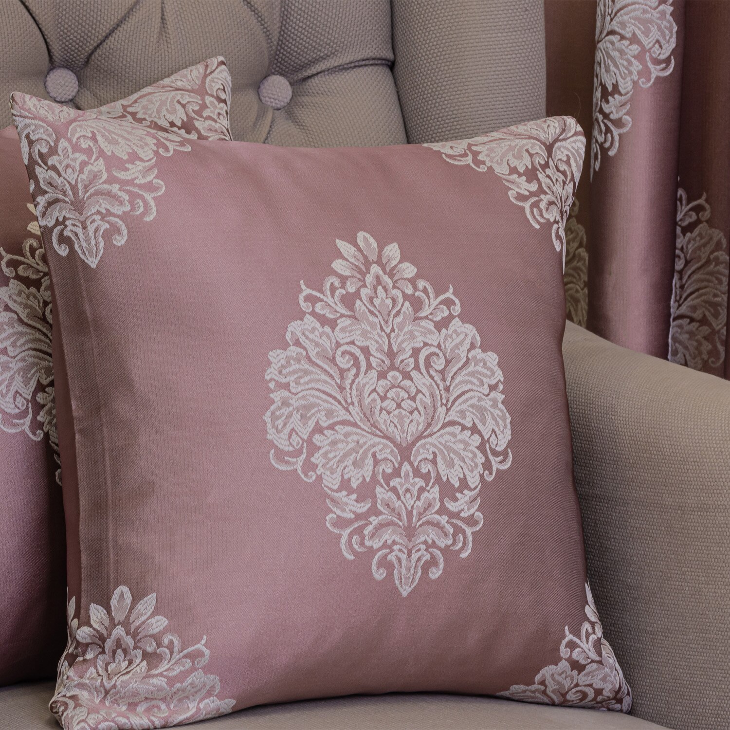 Set doua perne decorative cu fata detasabila, Hiko Imperial Chateau roz ...