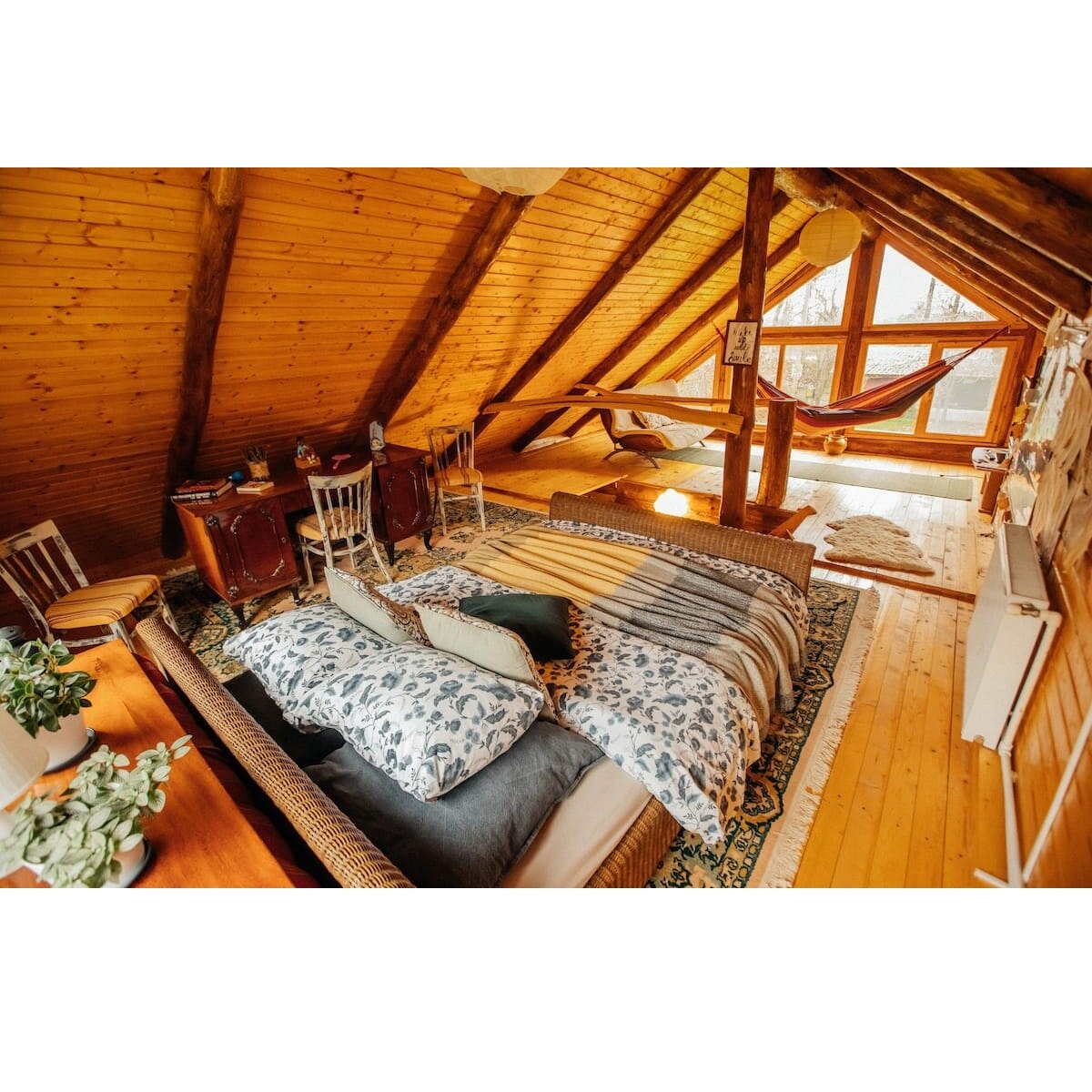 Cazare 2 nopti in cabana Transylvania log cabin, 2 persoane, Pesteana, Hunedoara, 22.05.2024 ...