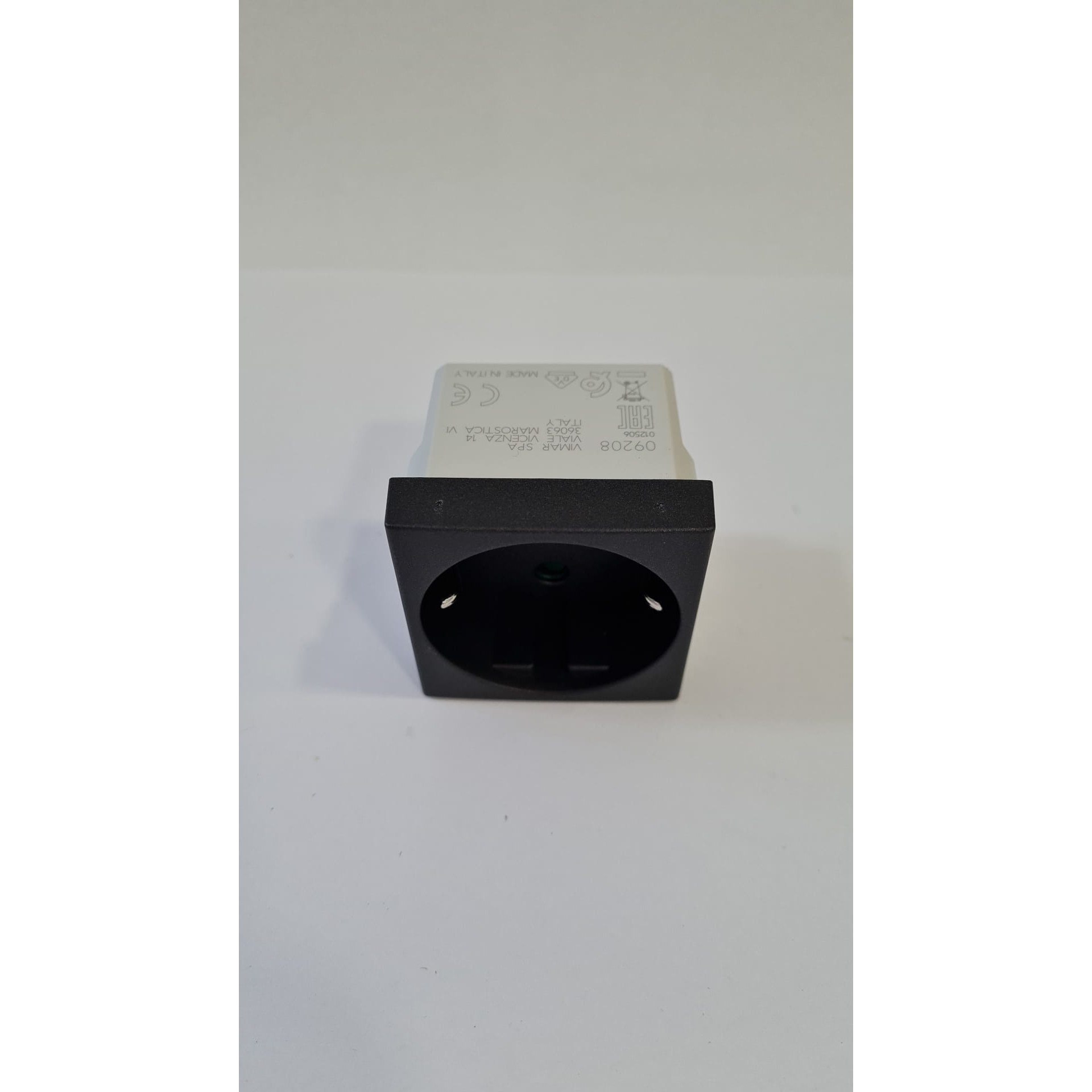 Priza schuko standard german, 2 module, 16A, Vimar, NEVE, NEGRU carbon ...