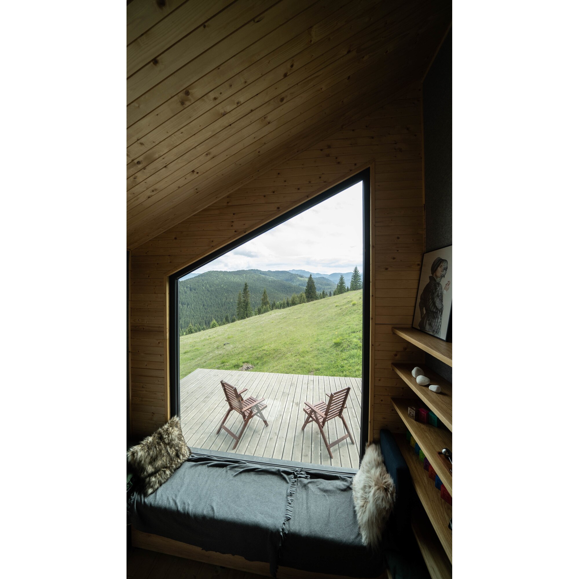 Cazare 2 nopti de Martisor, Sihastru by Haita Land, 4.03.2022-6.03.2022, capacitate 2-3 persoane ...