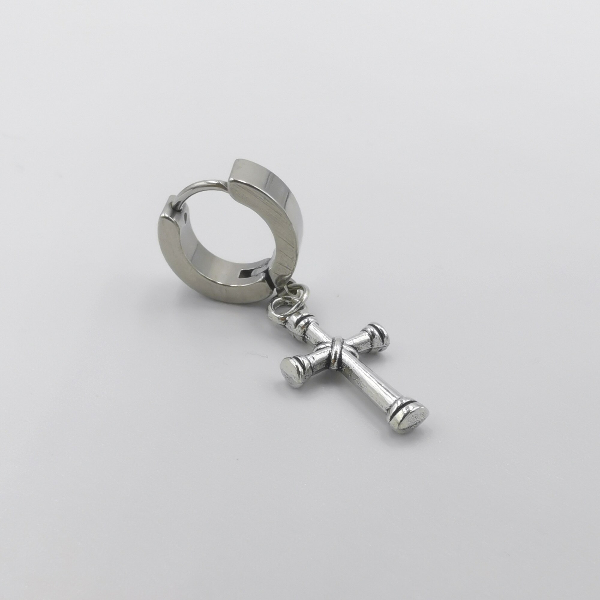 Cercel din Inox, Nevermore, Model Cruce, Argintiu - eMAG.ro