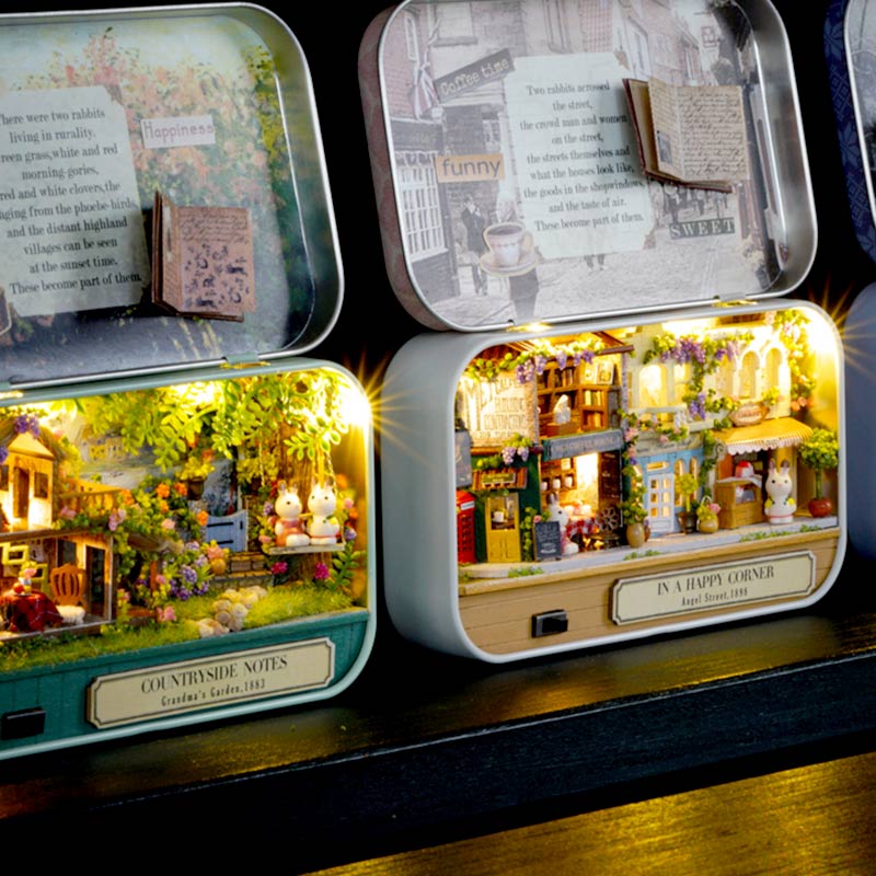 Macheta casuta de asamblat, oras idilici, 14,3 cm x 2,6 cm x 16,4 cm ...