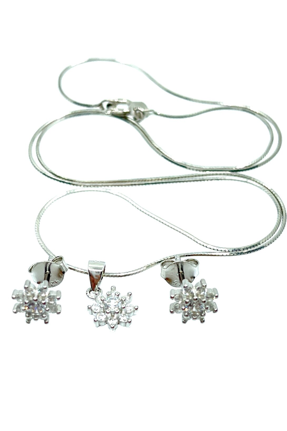 Set Agavi din argint 925 si zirconiu, cercei si pandant - eMAG.ro