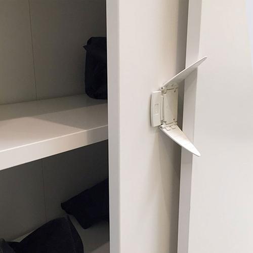 Siguranta pentru usi glisante BabyDan - eMAG.ro