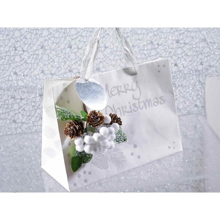 Crenguta artificiala cu fructe albe si con brad 20 cm - eMAG.ro