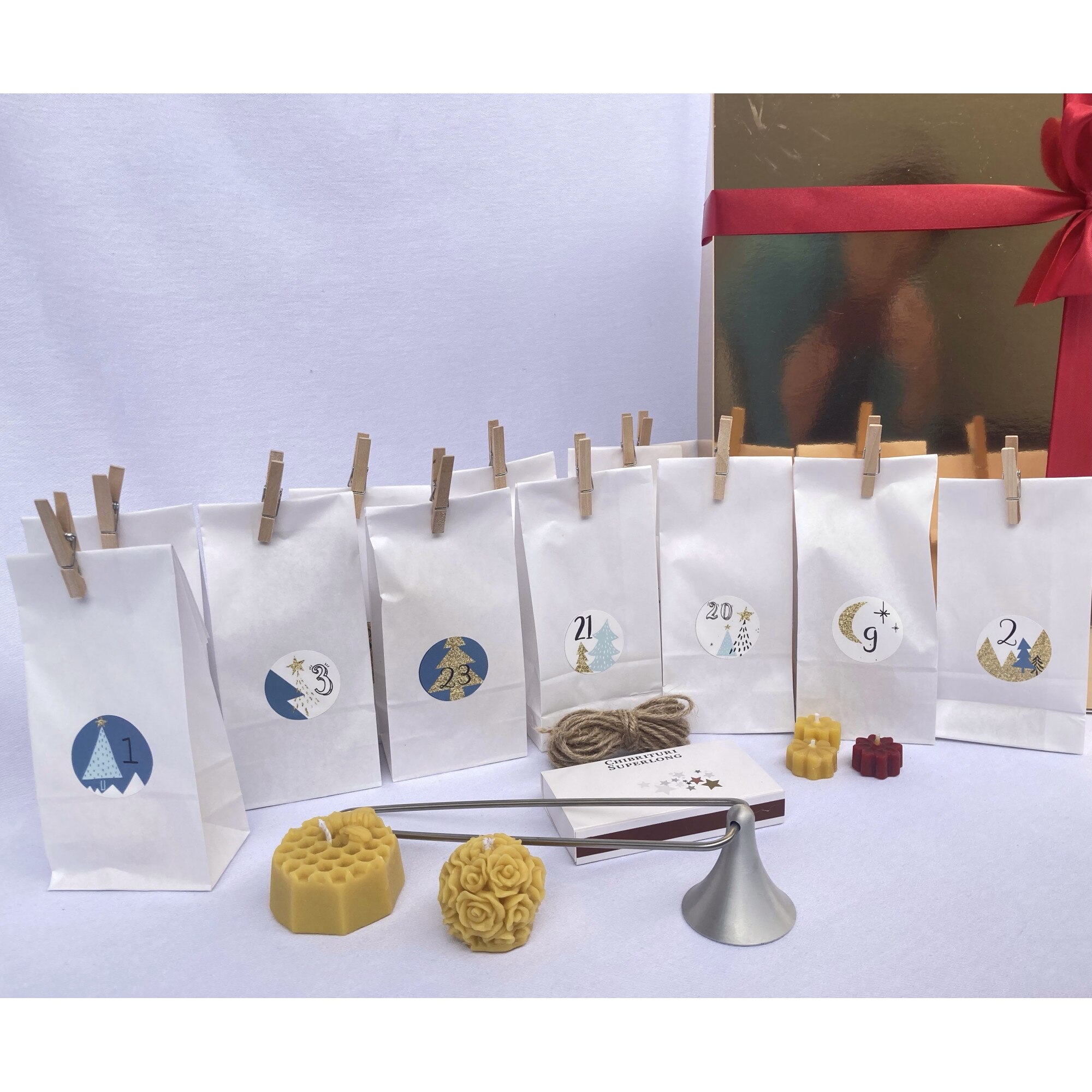 Calendar Advent pentru Craciun compus din lumanari din ceara naturala ...