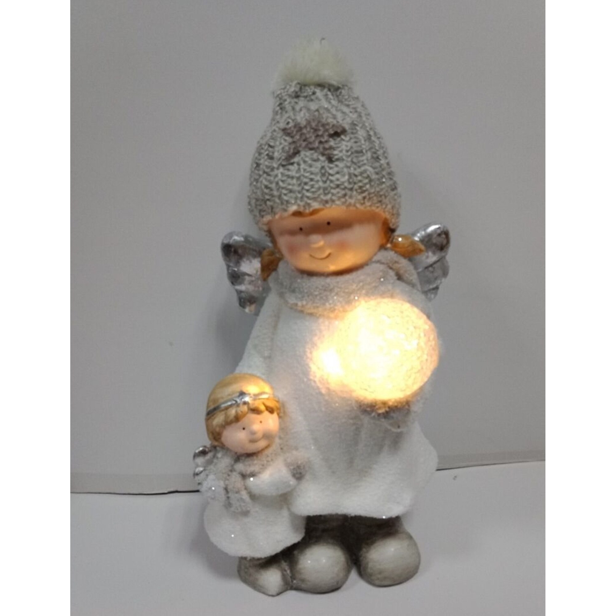 Decoratiune inger cu glob LED 40 cm - eMAG.ro