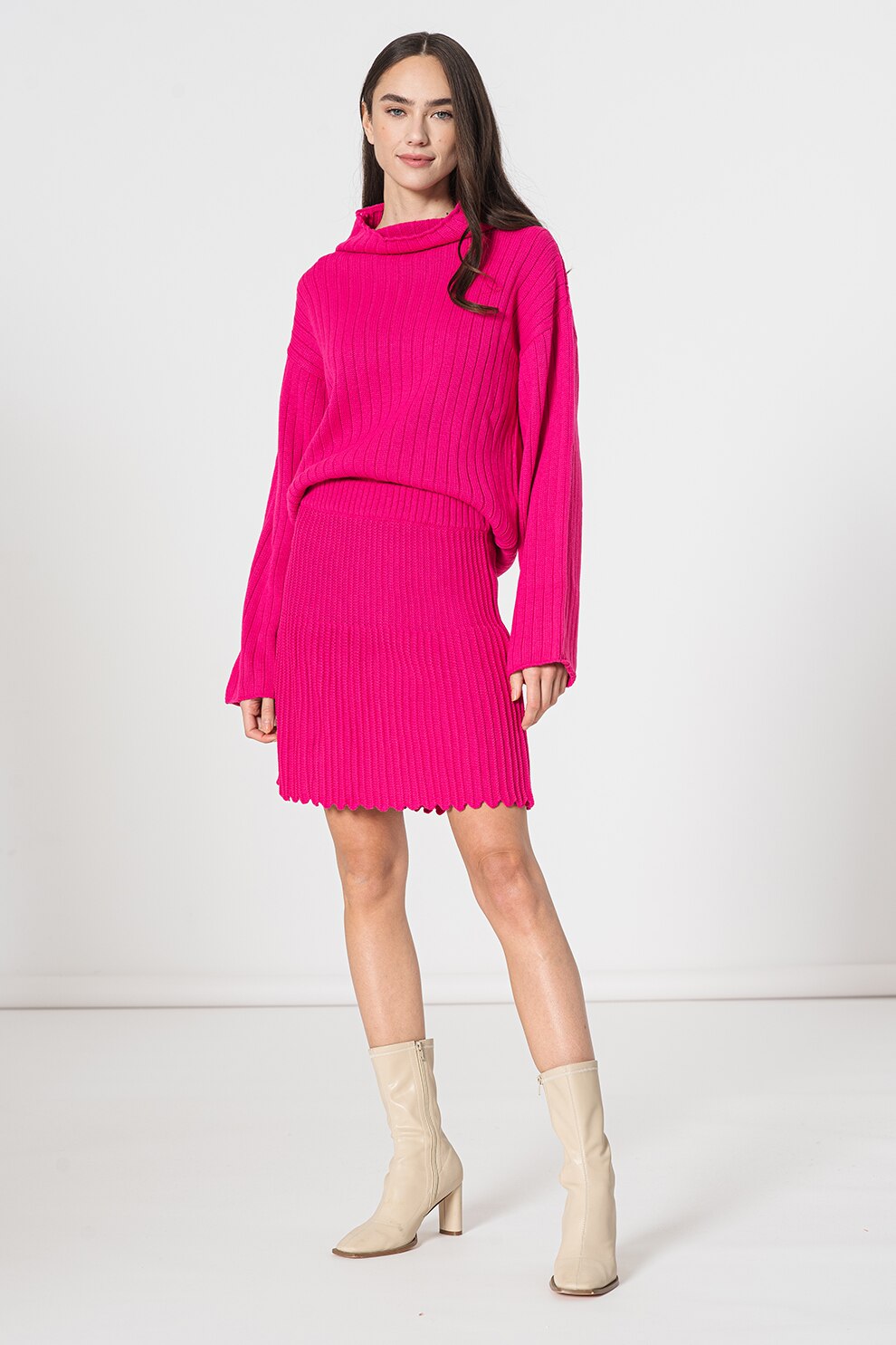 Missguided, Къса плетена пола с вълнообразен подгъв, Циклама, S - eMAG.bg