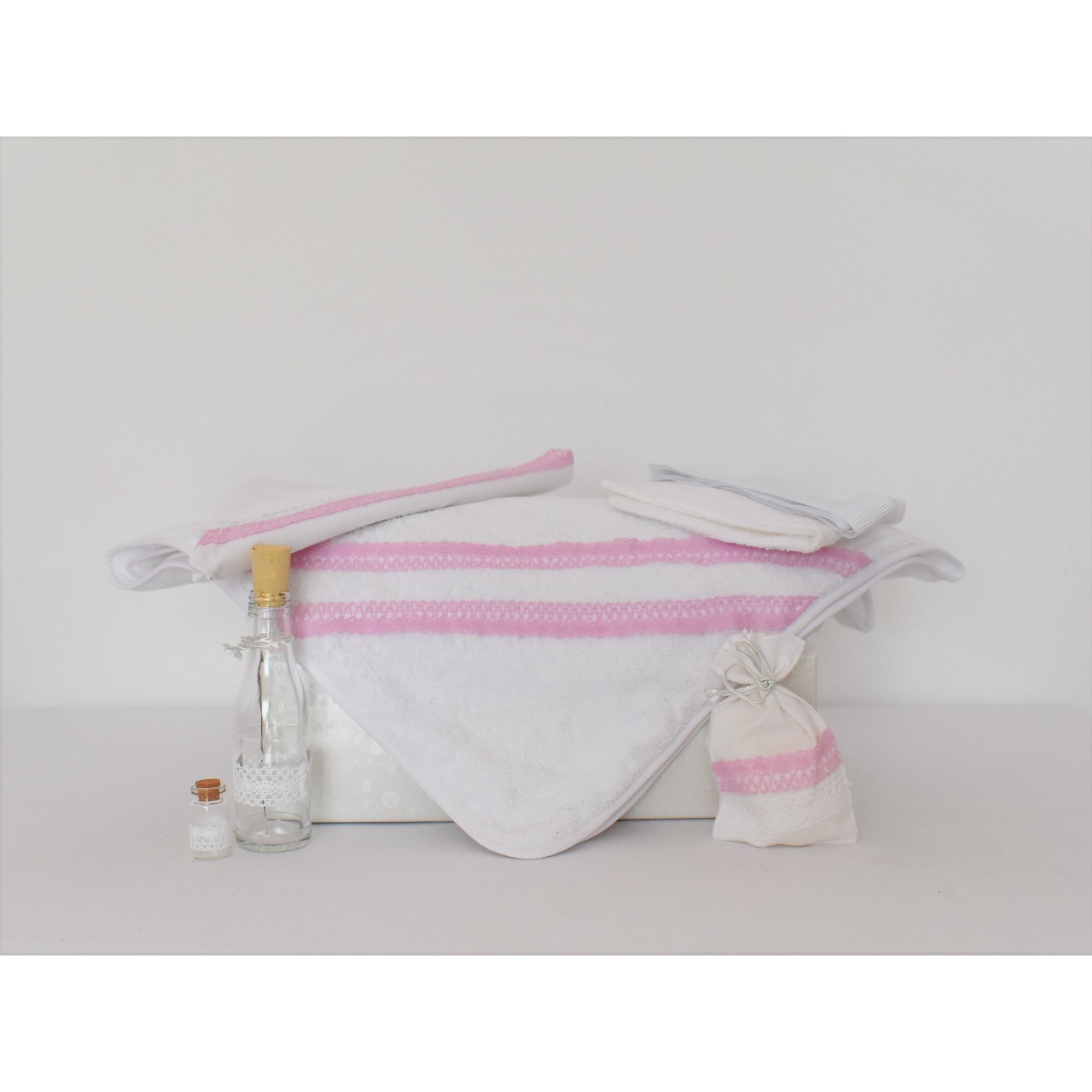 Set botez unicat alb 7 piese- Trusou biserica Roz Discret- Odorul Mamei ...