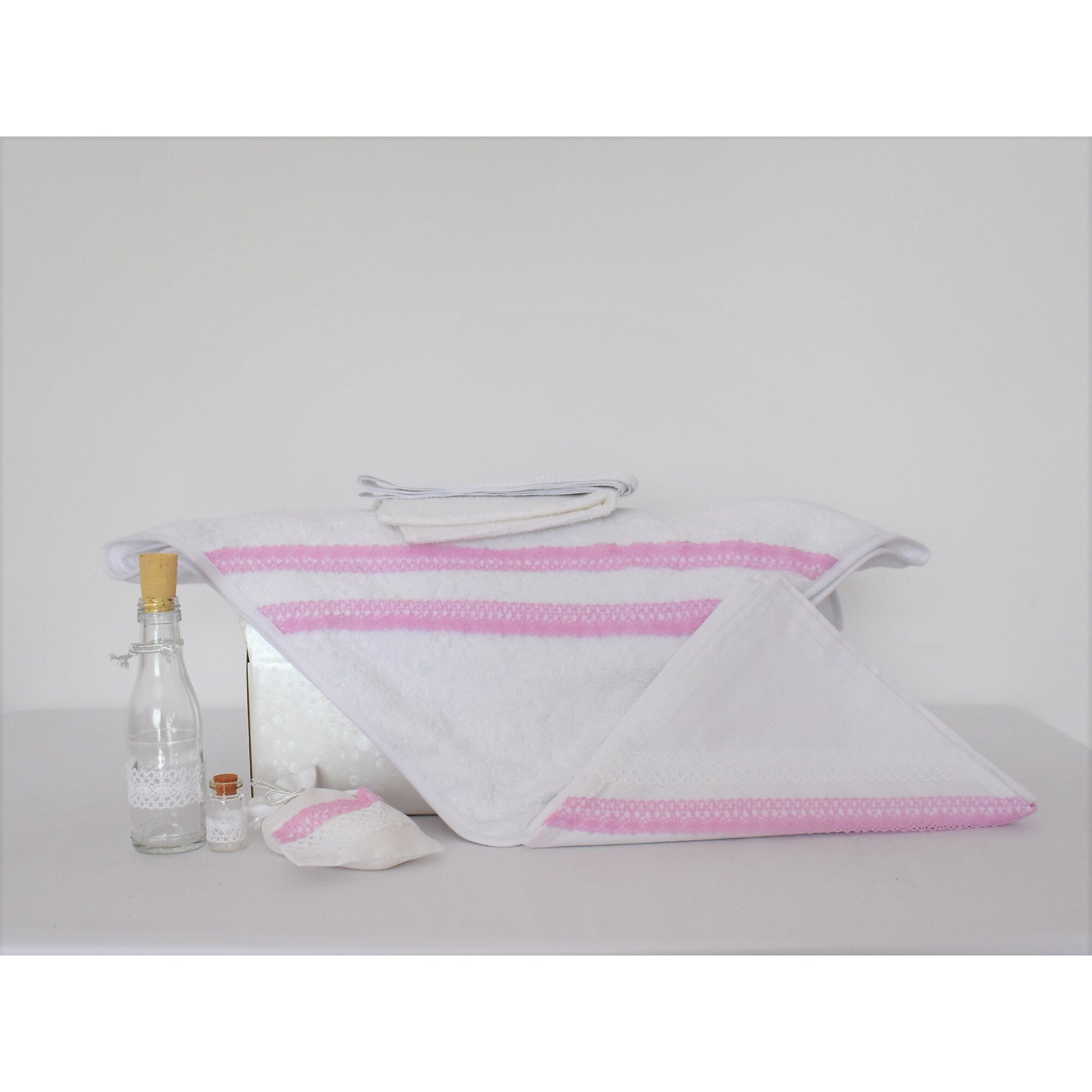 Set botez unicat alb 7 piese- Trusou biserica Roz Discret- Odorul Mamei ...